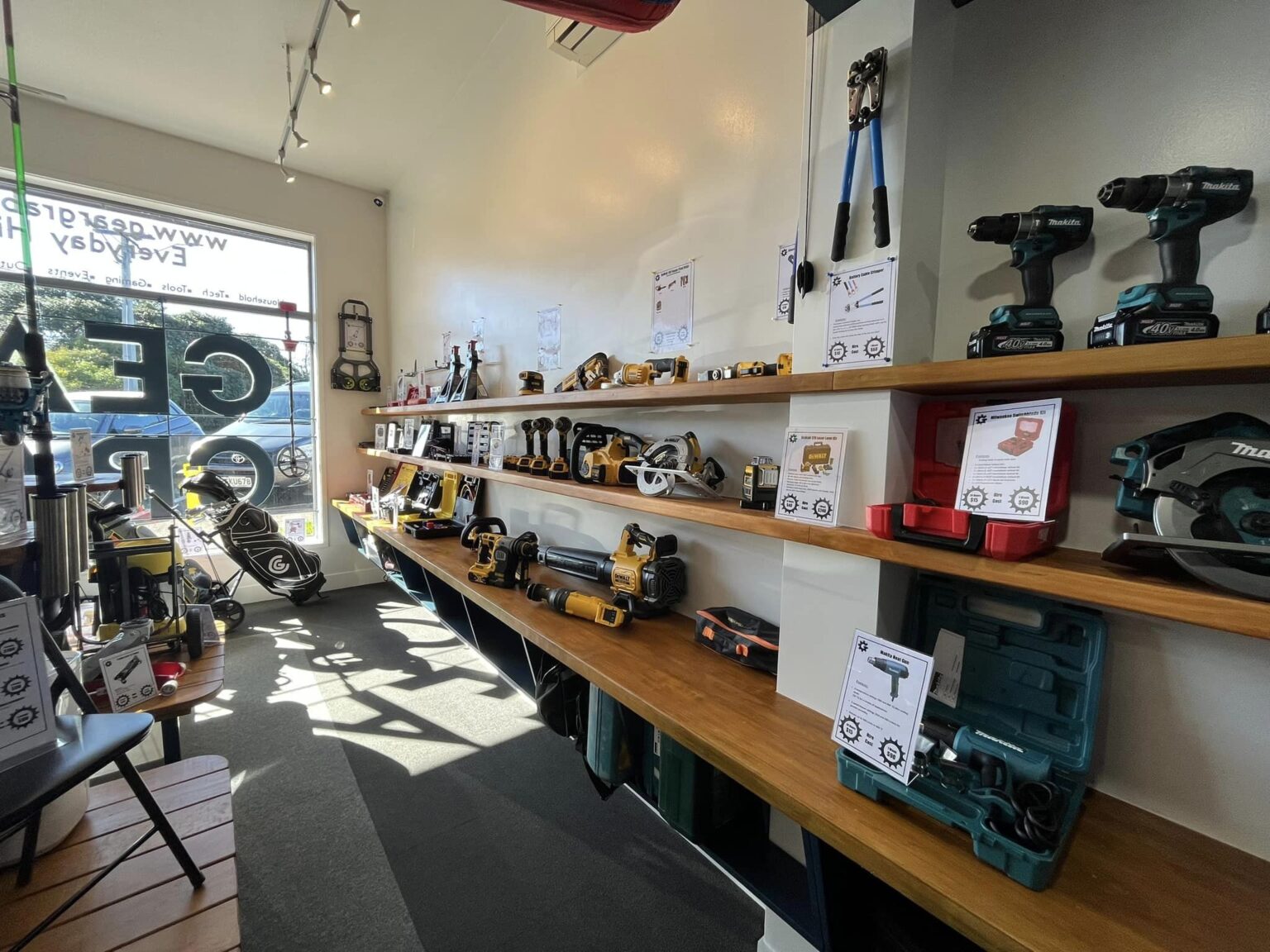 Gear Grab Waiheke - Everyday Hire
